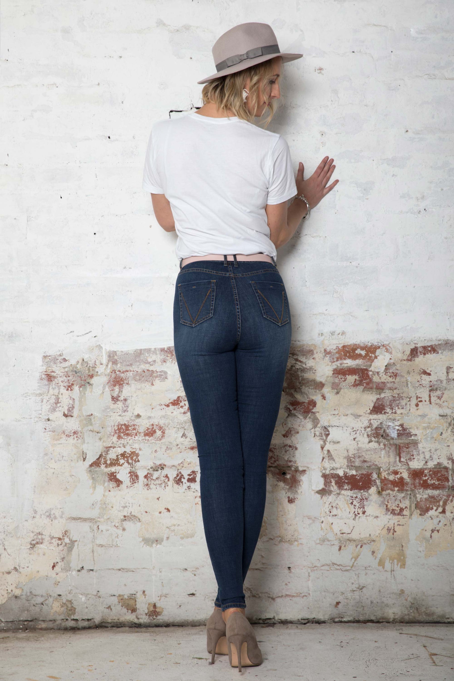 Clothing For Tall Women | HEIGHT-OF-FASHION